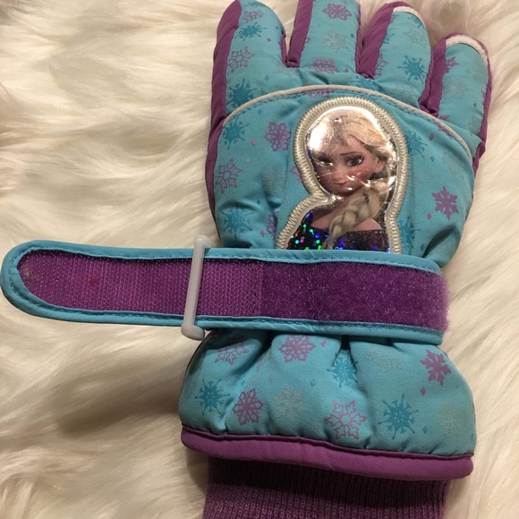 Disney | Accessories | Frozen Gloves | Poshmark